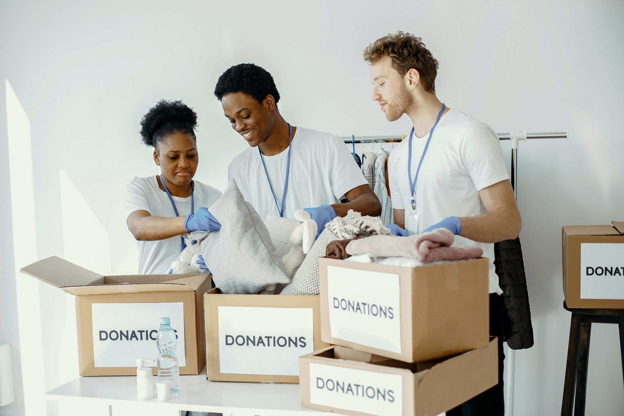 Donate Old Bedding: Tips for Sustainable Giving